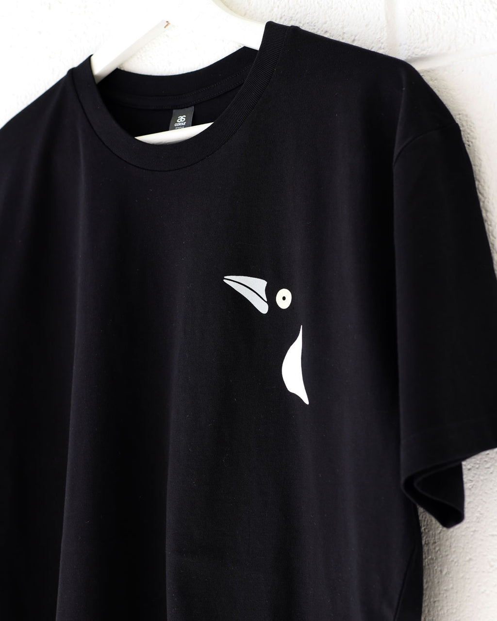 Magpie T-shirt by Brentos